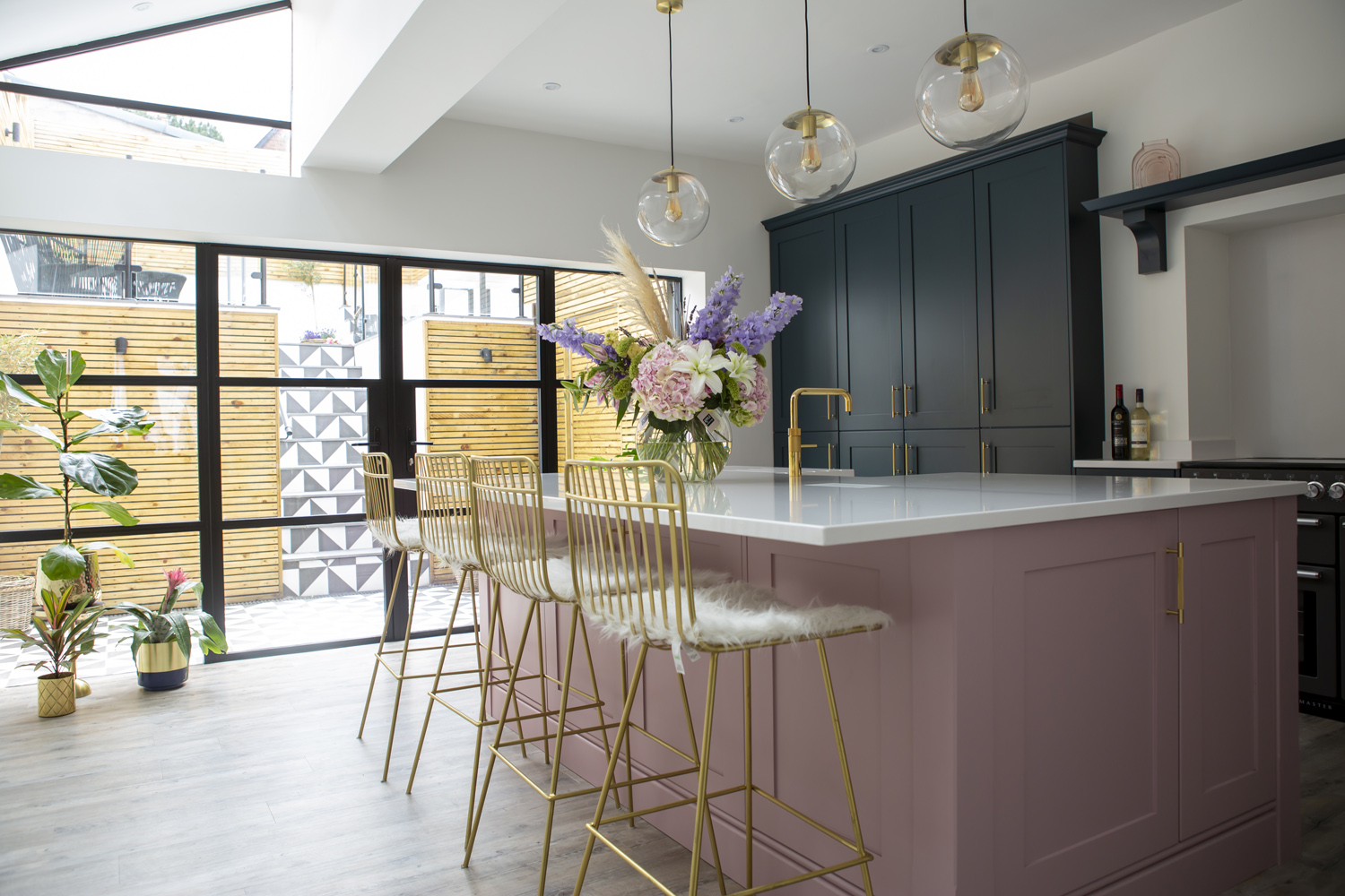 Kitchen Case Study: Luxurious Living with Stoneham Kitchens